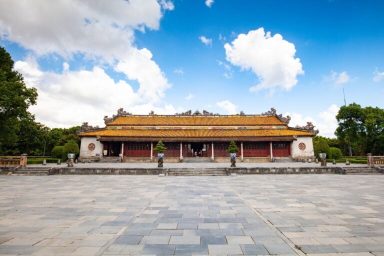 Hue Citadel: Complete Guide to Vietnam's Imperial City (2026)