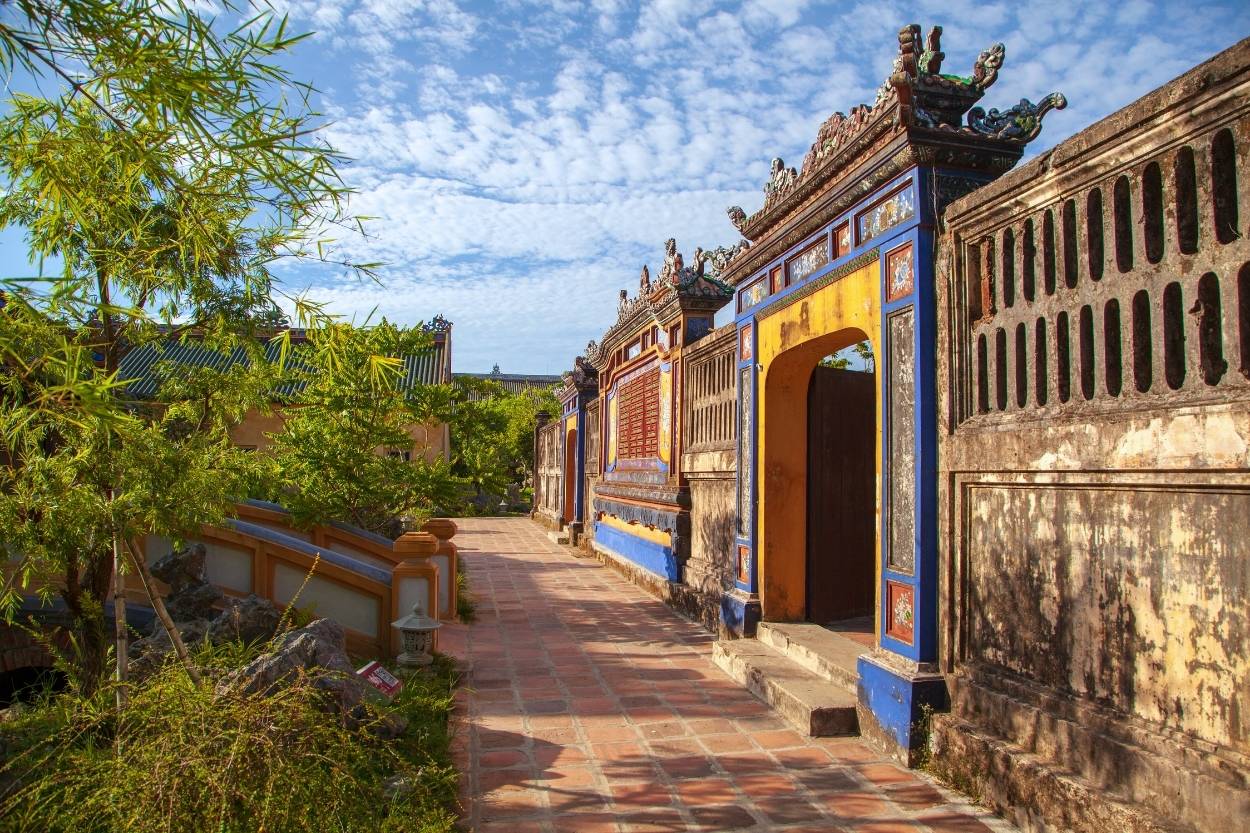 Hue Citadel: Complete Guide to Vietnam's Imperial City (2026)