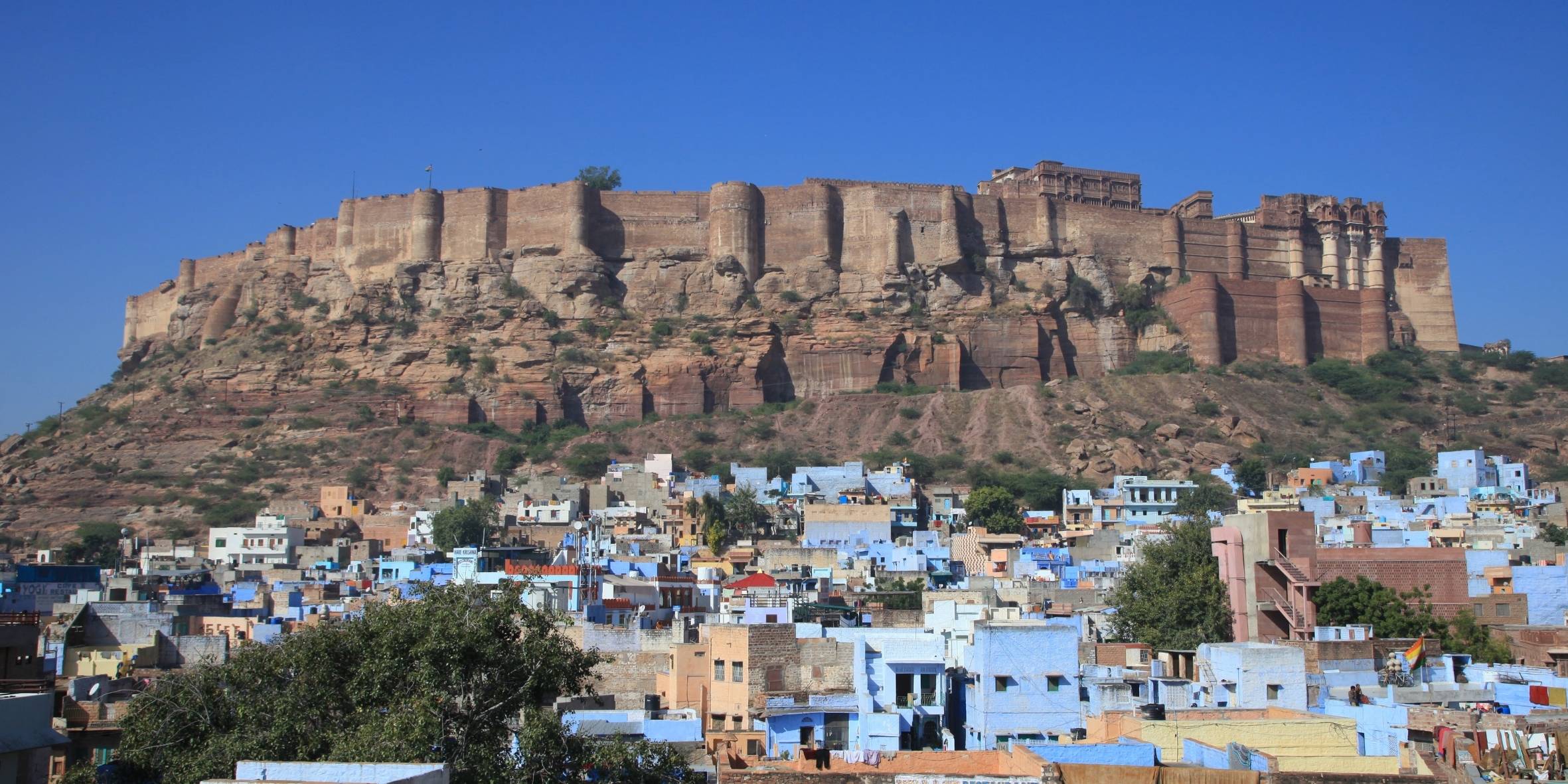Mehrangarh Fort: Guide to Jodhpur’s Towering Fortress (2026)