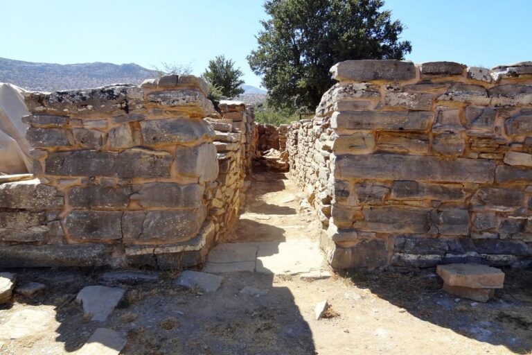 All the Minoan Palaces in Crete: Complete Visiting Guide + Map (2026)