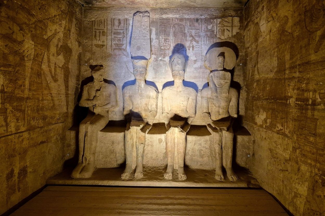 Abu Simbel: Complete Guide to Visiting the Temples of Ramses II (2026)