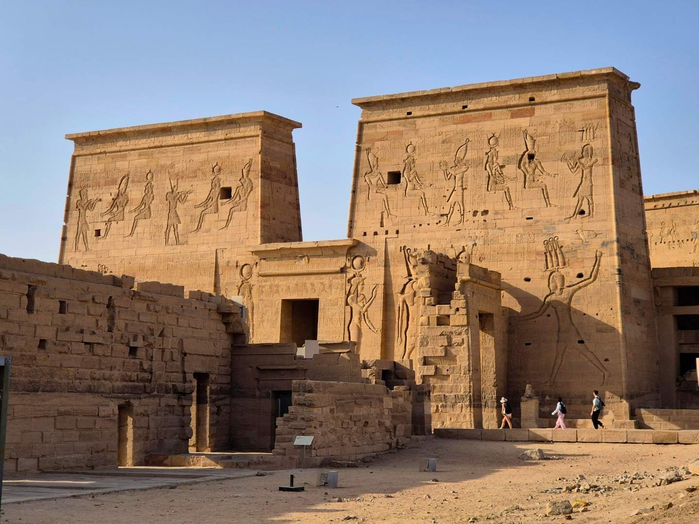50 photos to inspire you to visit Egypt - Ruins and Remnants
